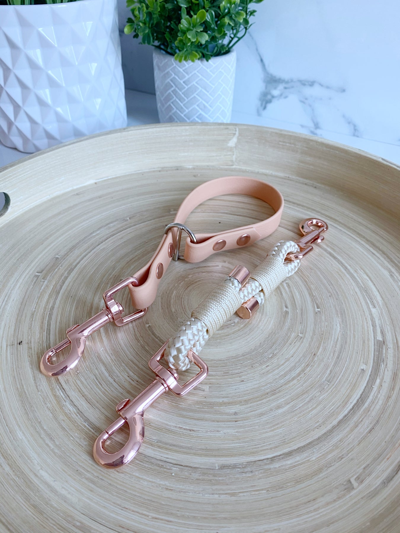 Anti theft - wrist strap – My.Pawchella